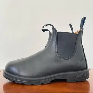 Blundstone | Shoes | Blundstone Black Thermal Leather Chelsea Ankle ...